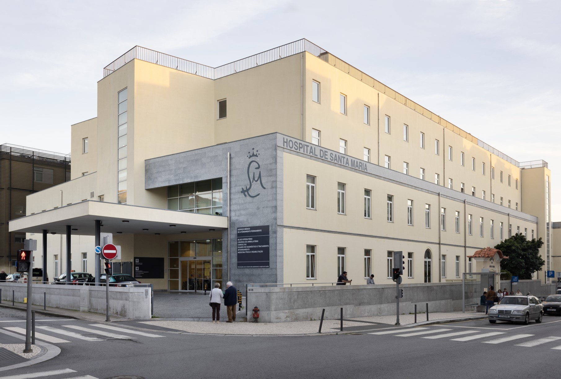 Institutional - Hospital De Santa Maria - Porto